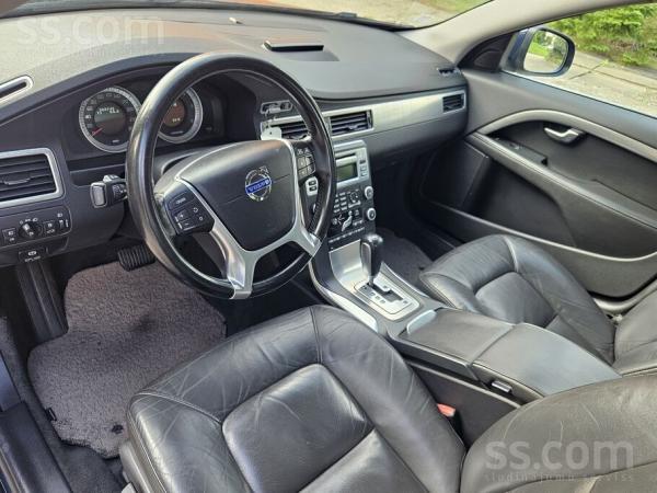 Zils Volvo S80 2011 Jēkabpils, ar dzinēja tilpumu 2.40 L un nobraukumu 323 tūkst. km par 4990 €, foto 10 vietnē AUTOMOTO.COM.LV