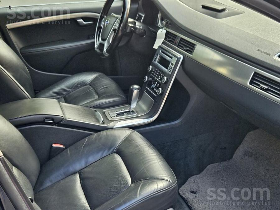 Zils Volvo S80 2011 Jēkabpils, ar dzinēja tilpumu 2.40 L un nobraukumu 323 tūkst. km par 4990 €, foto 23 vietnē AUTOMOTO.COM.LV