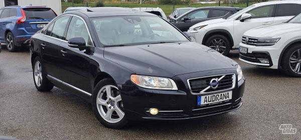Volvo S80 2011 in Kaunas on AUTOMOTO.COM.LV Blue Volvo S80 2011 in Kaunas, with an engine capacity of 2.40 L and mileage of 211 thousand km for 6950 €, photo 1 on AUTOMOTO.COM.LV