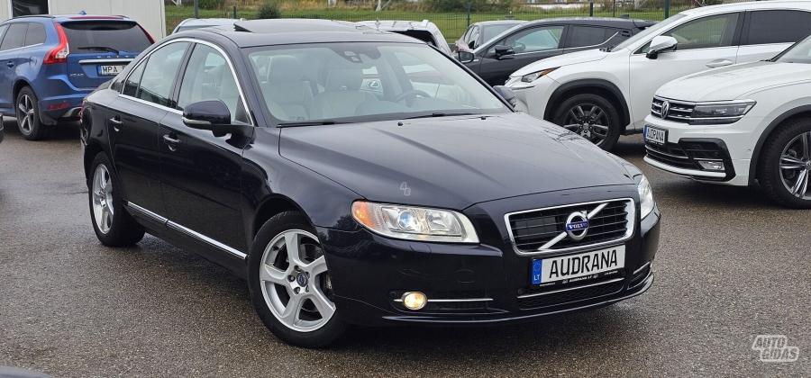 Zils Volvo S80 2011 Kauņa, ar dzinēja tilpumu 2.40 L un nobraukumu 211 tūkst. km par 6950 €, foto 1 vietnē AUTOMOTO.COM.LV