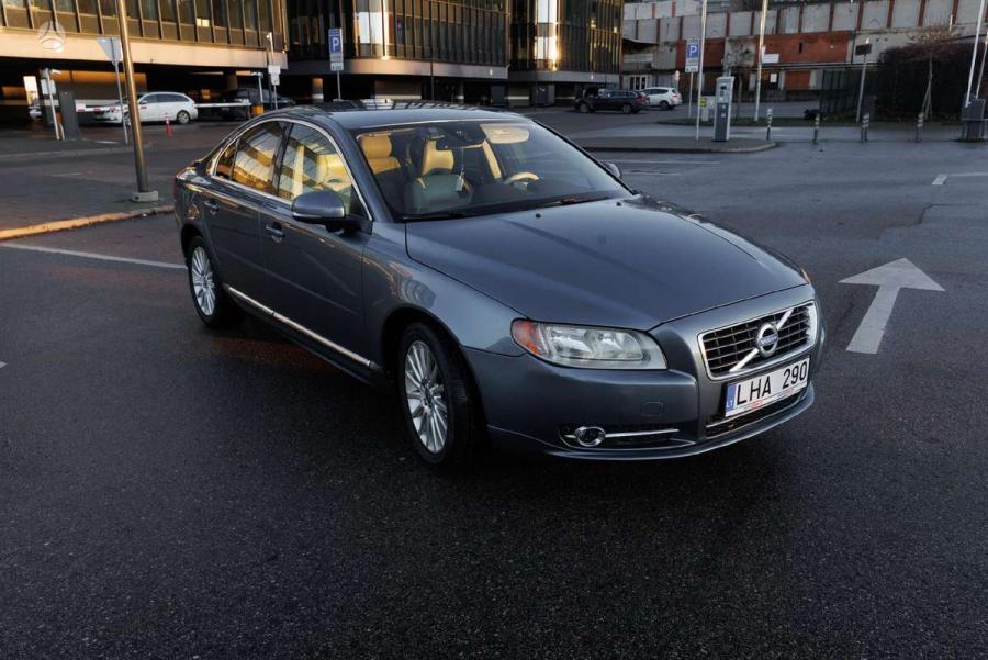 Blue Volvo S80 2012 in Kaunas, with an engine capacity of 3.19 L and mileage of 204 thousand km for 7200 €, photo 1 on AUTOMOTO.COM.LV