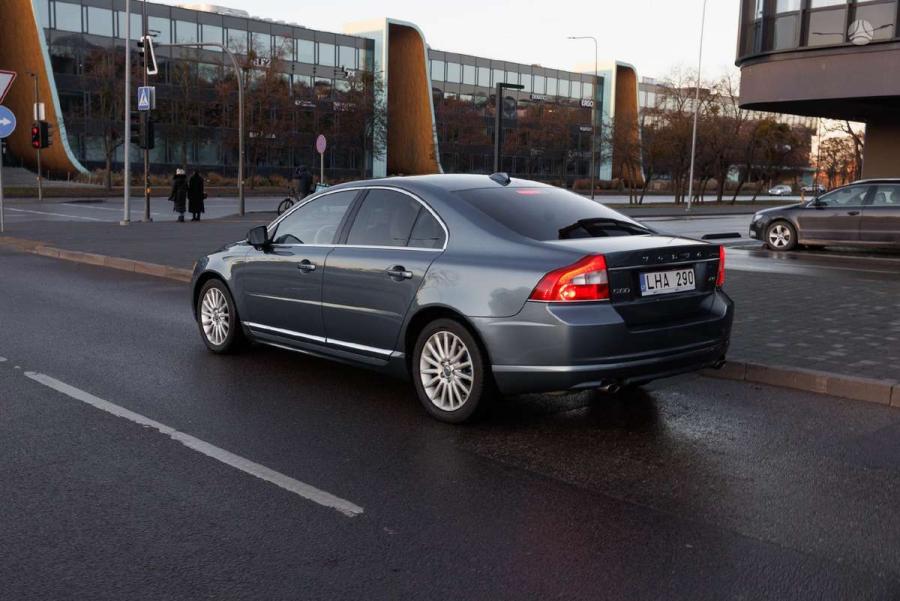 Blue Volvo S80 2012 in Kaunas, with an engine capacity of 3.19 L and mileage of 204 thousand km for 7200 €, photo 16 on AUTOMOTO.COM.LV