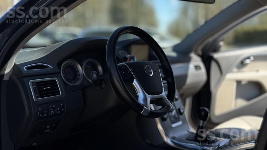 Zils Volvo S80 2012 Jelgava, ar dzinēja tilpumu 1.60 L un nobraukumu 278 tūkst. km par 5890 €, foto 8 vietnē AUTOMOTO.COM.LV
