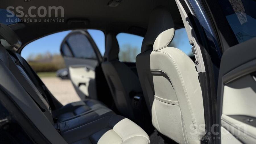Zils Volvo S80 2012 Jelgava, ar dzinēja tilpumu 1.60 L un nobraukumu 278 tūkst. km par 5890 €, foto 10 vietnē AUTOMOTO.COM.LV