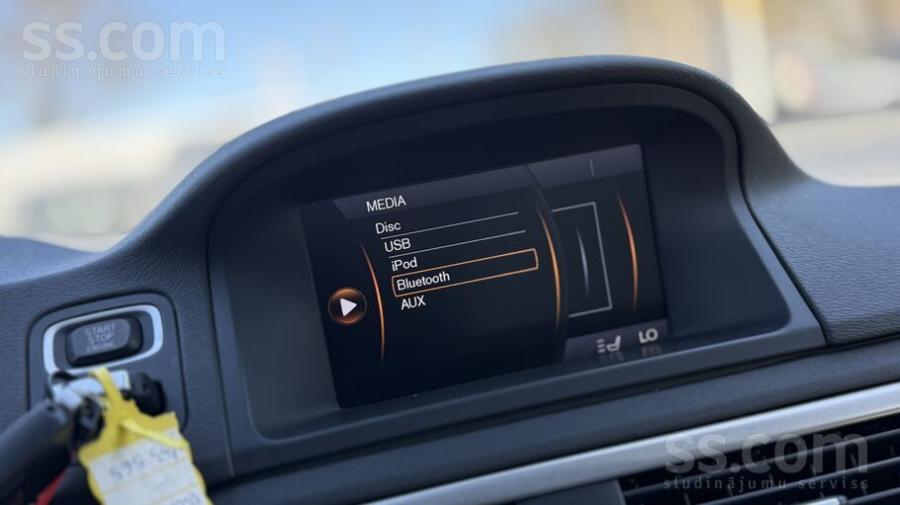 Zils Volvo S80 2012 Jelgava, ar dzinēja tilpumu 1.60 L un nobraukumu 278 tūkst. km par 5890 €, foto 19 vietnē AUTOMOTO.COM.LV