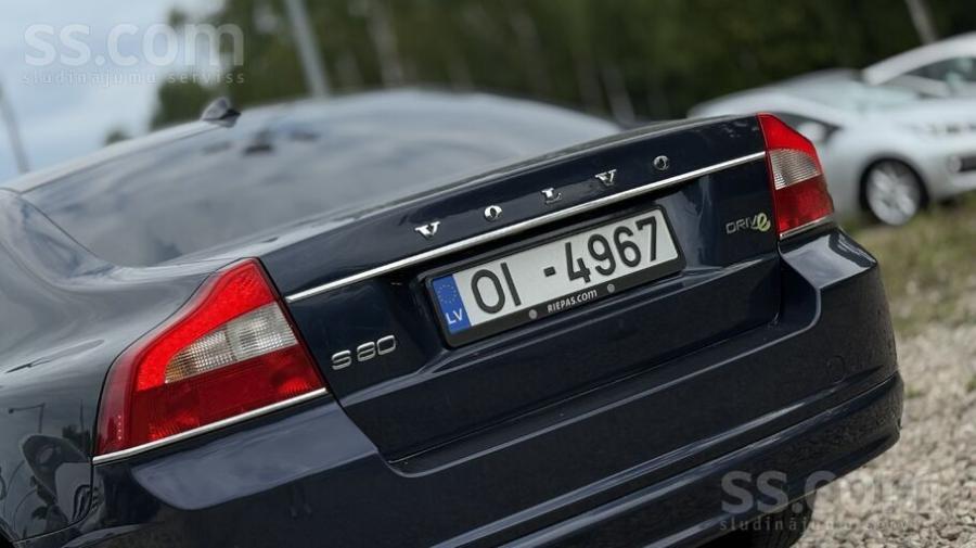 Zils Volvo S80 2012 Jelgava, ar dzinēja tilpumu 1.60 L un nobraukumu 279 tūkst. km par 5190 €, foto 7 vietnē AUTOMOTO.COM.LV