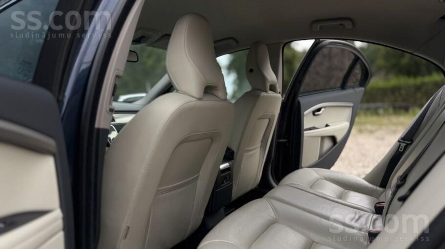 Zils Volvo S80 2012 Jelgava, ar dzinēja tilpumu 1.60 L un nobraukumu 279 tūkst. km par 5190 €, foto 11 vietnē AUTOMOTO.COM.LV