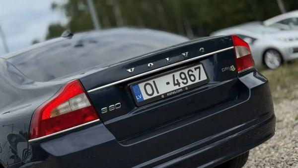 Zils Volvo S80 2012 Jelgava, ar dzinēja tilpumu 1.60 L un nobraukumu 279 tūkst. km par 5190 €, foto 6 vietnē AUTOMOTO.COM.LV