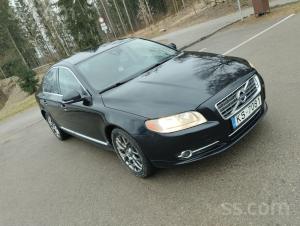 Blue Volvo S80 2013 in Jekabpils, with an engine capacity of 2.00 L and mileage of 325 thousand km for 5350 €, photo 6 on AUTOMOTO.COM.LV
