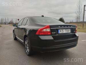 Blue Volvo S80 2013 in Jekabpils, with an engine capacity of 2.00 L and mileage of 325 thousand km for 5350 €, photo 19 on AUTOMOTO.COM.LV