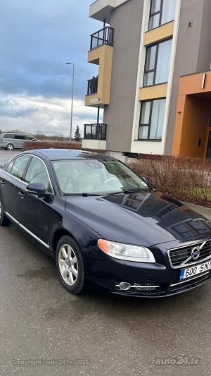 Zils Volvo S80 2013 Tallina, ar dzinēja tilpumu 2.00 L un nobraukumu 289 tūkst. km par 6999 €, foto 3 vietnē AUTOMOTO.COM.LV