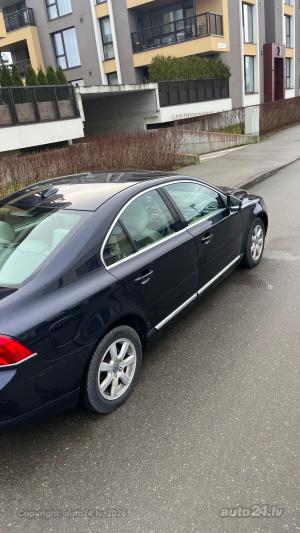 Zils Volvo S80 2013 Tallina, ar dzinēja tilpumu 2.00 L un nobraukumu 289 tūkst. km par 6999 €, foto 5 vietnē AUTOMOTO.COM.LV