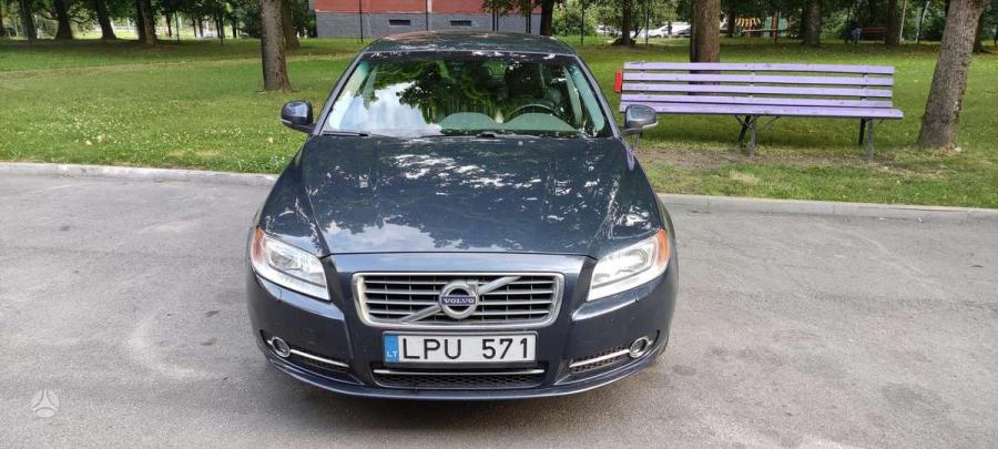 Blue Volvo S80 2013 in Vilnius, with an engine capacity of 1.98 L and mileage of 167 thousand km for 7250 €, photo 4 on AUTOMOTO.COM.LV