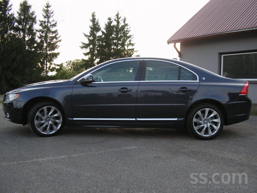 Blue Volvo S80 2013 in Riga, with an engine capacity of 2.00 L and mileage of 0 thousand km for 8950 €, photo 9 on AUTOMOTO.COM.LV