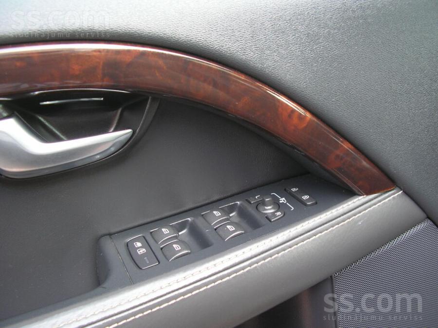 Blue Volvo S80 2013 in Riga, with an engine capacity of 2.00 L and mileage of 0 thousand km for 8950 €, photo 20 on AUTOMOTO.COM.LV