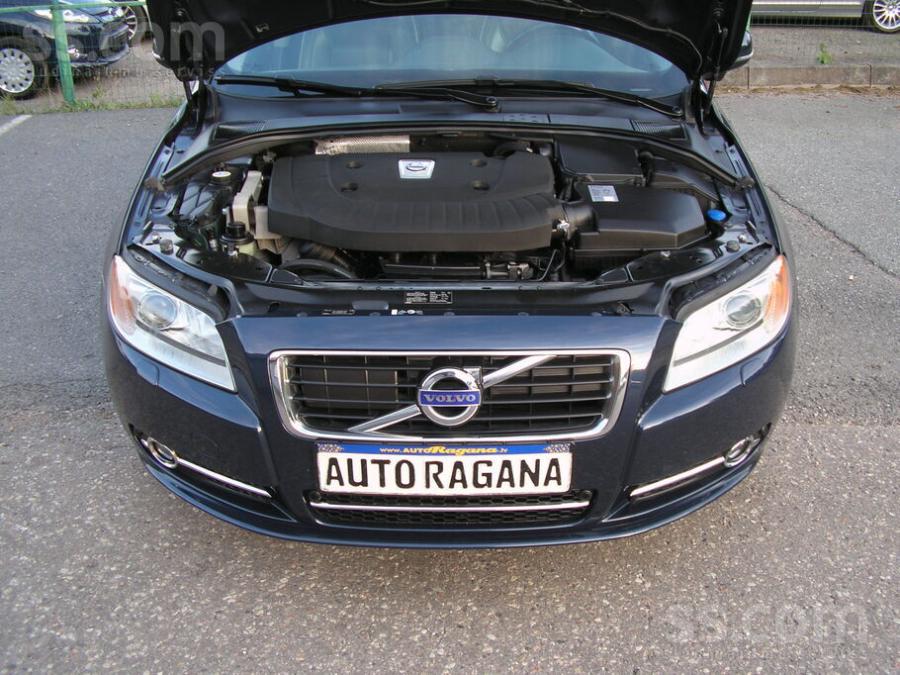 Blue Volvo S80 2013 in Riga, with an engine capacity of 2.00 L and mileage of 0 thousand km for 8950 €, photo 32 on AUTOMOTO.COM.LV