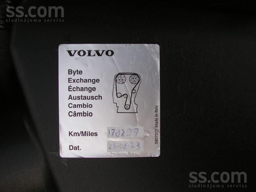 Blue Volvo S80 2013 in Riga, with an engine capacity of 2.00 L and mileage of 0 thousand km for 8950 €, photo 34 on AUTOMOTO.COM.LV
