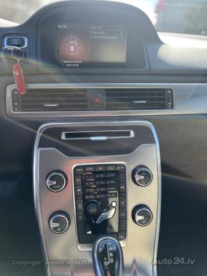 Zils Volvo S80 2013 Rīga, ar dzinēja tilpumu 2.00 L un nobraukumu 270 tūkst. km par 7950 €, foto 8 vietnē AUTOMOTO.COM.LV