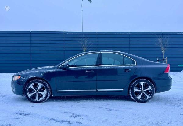 Blue Volvo S80 2014 in Vilnius, with an engine capacity of 1.97 L and mileage of 348 thousand km for 5500 €, photo 3 on AUTOMOTO.COM.LV