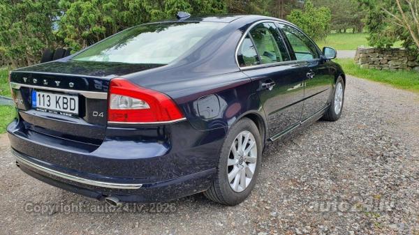 Zils Volvo S80 2015 Tallina, ar dzinēja tilpumu 2.00 L un nobraukumu 268 tūkst. km par 10900 €, foto 3 vietnē AUTOMOTO.COM.LV
