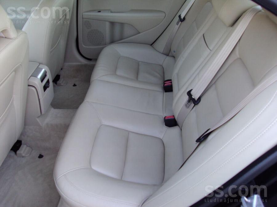 Zils Volvo S80 2015 Rīga, ar dzinēja tilpumu 1.60 L un nobraukumu 210 tūkst. km par 9300 €, foto 4 vietnē AUTOMOTO.COM.LV