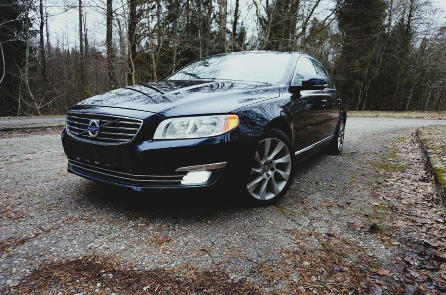 Zils Volvo S80 2016 Telšiai, ar dzinēja tilpumu 1.97 L un nobraukumu 99 tūkst. km par 10998 €, foto 1 vietnē AUTOMOTO.COM.LV