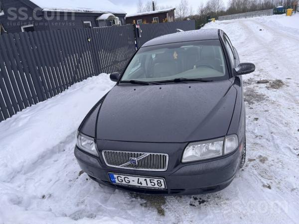 Brown Volvo S80 2001 in Bauska, with an engine capacity of 2.50 L and mileage of 410 thousand km for 1300 €, photo 1 on AUTOMOTO.COM.LV