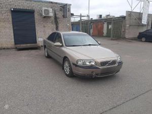 Brūns Volvo S80 2002 Trakai, ar dzinēja tilpumu 2.92 L un nobraukumu 236 tūkst. km par 500 €, foto  vietnē AUTOMOTO.COM.LV