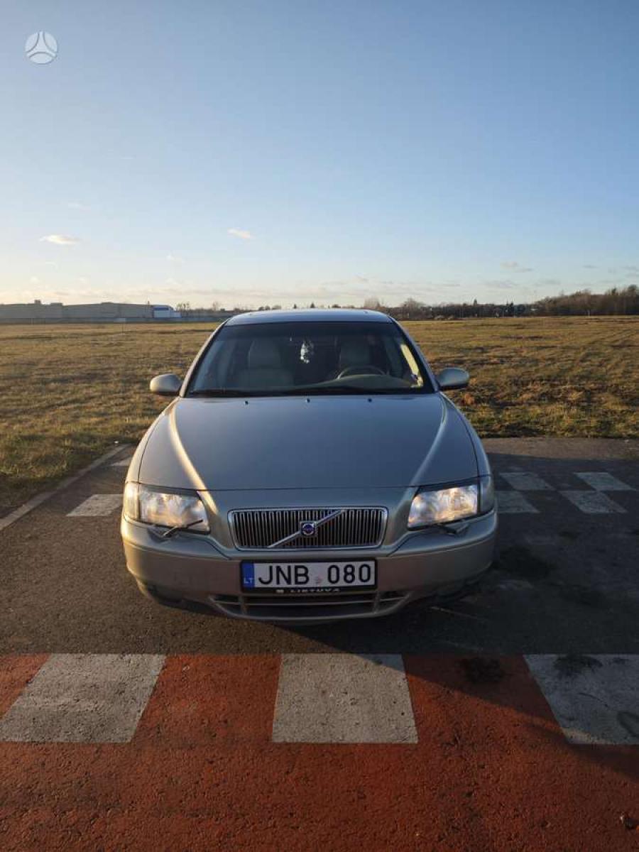 Brown Volvo S80 2002 in Kaunas, with an engine capacity of 2.40 L and mileage of 471 thousand km for 1200 €, photo 2 on AUTOMOTO.COM.LV