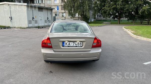Brown Volvo S80 2004 in Riga, with an engine capacity of 2.00 L and mileage of 365 thousand km for 2000 €, photo 5 on AUTOMOTO.COM.LV