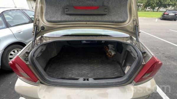 Brown Volvo S80 2004 in Riga, with an engine capacity of 2.00 L and mileage of 365 thousand km for 2000 €, photo 11 on AUTOMOTO.COM.LV