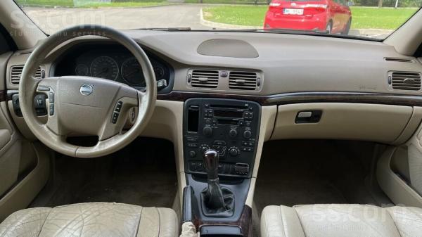 Brown Volvo S80 2004 in Riga, with an engine capacity of 2.00 L and mileage of 365 thousand km for 1700 €, photo 6 on AUTOMOTO.COM.LV