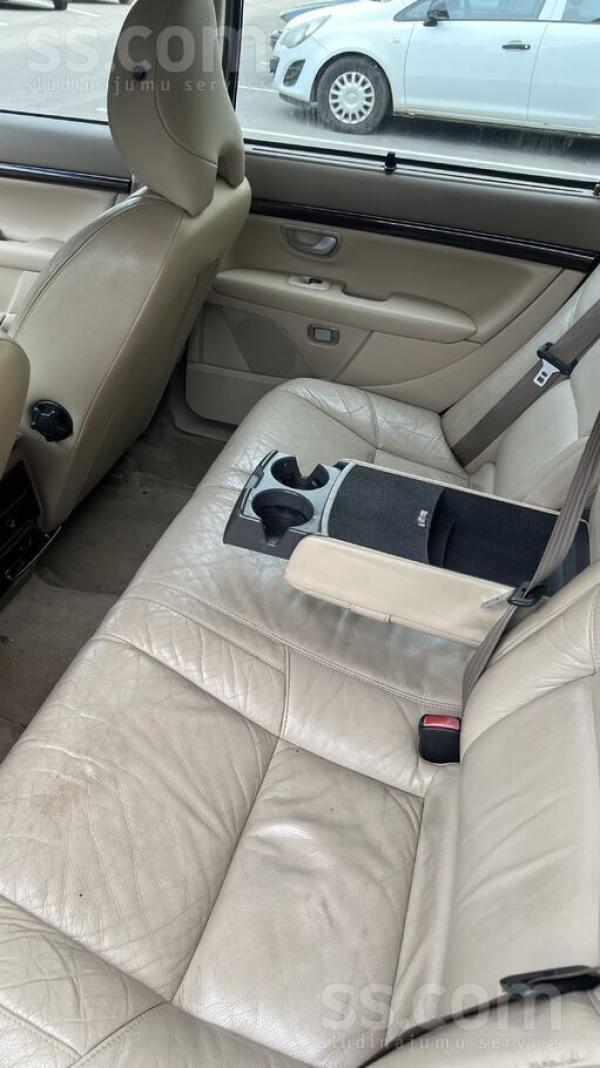 Brown Volvo S80 2004 in Riga, with an engine capacity of 2.00 L and mileage of 365 thousand km for 1700 €, photo 7 on AUTOMOTO.COM.LV