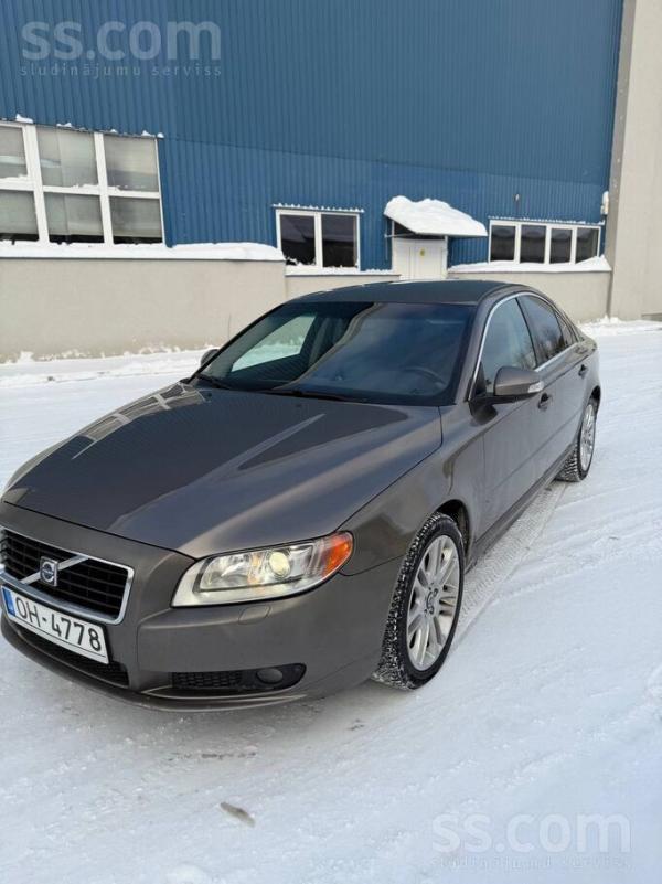 Brūns Volvo S80 2006 Rēzekne, ar dzinēja tilpumu 2.40 L un nobraukumu 356 tūkst. km par 3199 €, foto 1 vietnē AUTOMOTO.COM.LV
