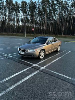 Brūns Volvo S80 2006 Rīga, ar dzinēja tilpumu 2.40 L un nobraukumu 357 tūkst. km par 2999 €, foto  vietnē AUTOMOTO.COM.LV