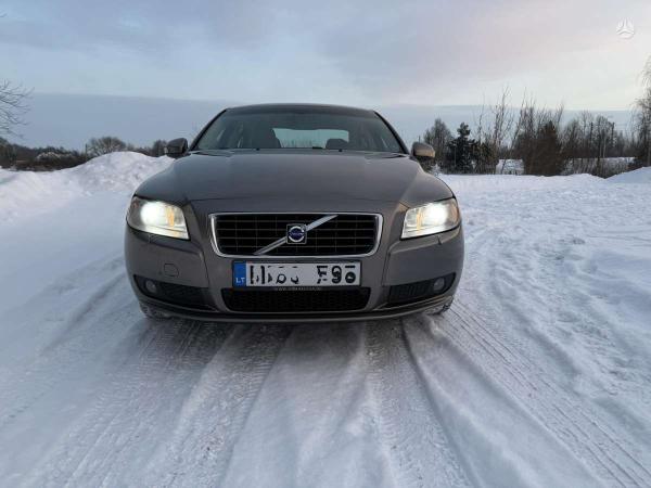 Brūns Volvo S80 2006 Šauļi, ar dzinēja tilpumu 2.40 L un nobraukumu 406 tūkst. km par 3350 €, foto 3 vietnē AUTOMOTO.COM.LV