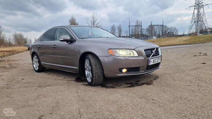 Brown Volvo S80 2006 in Vilnius, with an engine capacity of 2.40 L and mileage of 263 thousand km for 2500 €, photo 1 on AUTOMOTO.COM.LV