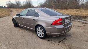 Brown Volvo S80 2006 in Vilnius, with an engine capacity of 2.40 L and mileage of 263 thousand km for 2500 €, photo 5 on AUTOMOTO.COM.LV