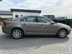 Brown Volvo S80 2006 in Tallinn, with an engine capacity of 2.40 L and mileage of 273 thousand km for 4300 €, photo 7 on AUTOMOTO.COM.LV