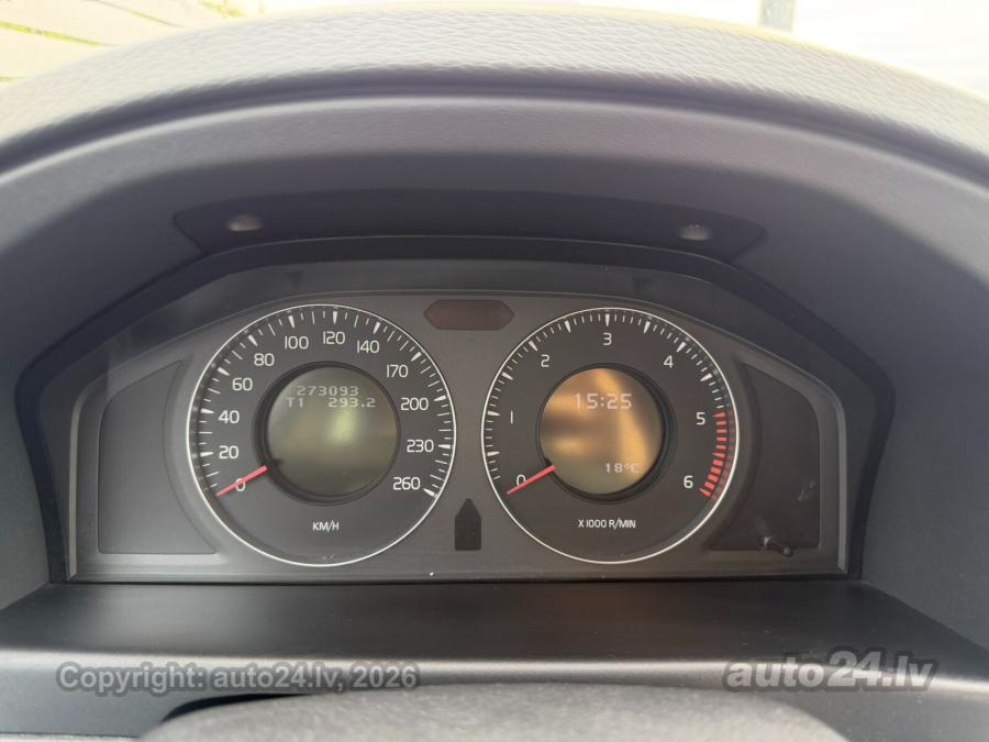 Brown Volvo S80 2006 in Tallinn, with an engine capacity of 2.40 L and mileage of 273 thousand km for 4300 €, photo 11 on AUTOMOTO.COM.LV