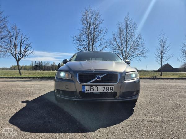 Brūns Volvo S80 2006 Kupiškis, ar dzinēja tilpumu 2.40 L un nobraukumu 400 tūkst. km par 2900 €, foto 2 vietnē AUTOMOTO.COM.LV