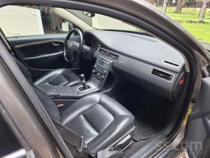 Brūns Volvo S80 2006 Rīga, ar dzinēja tilpumu 2.50 L un nobraukumu 481 tūkst. km par 2680 €, foto 7 vietnē AUTOMOTO.COM.LV