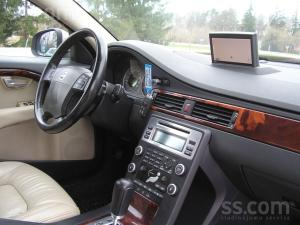 Brown Volvo S80 2006 in Riga, with an engine capacity of 2.40 L and mileage of 0 thousand km for 4250 €, photo 26 on AUTOMOTO.COM.LV