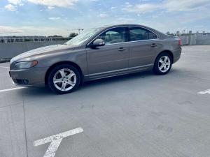 Brown Volvo S80 2006 in Vilnius, with an engine capacity of 2.40 L and mileage of 345 thousand km for 2000 €, photo 8 on AUTOMOTO.COM.LV