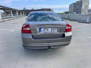 Brown Volvo S80 2006 in Vilnius, with an engine capacity of 2.40 L and mileage of 345 thousand km for 2000 €, photo 10 on AUTOMOTO.COM.LV