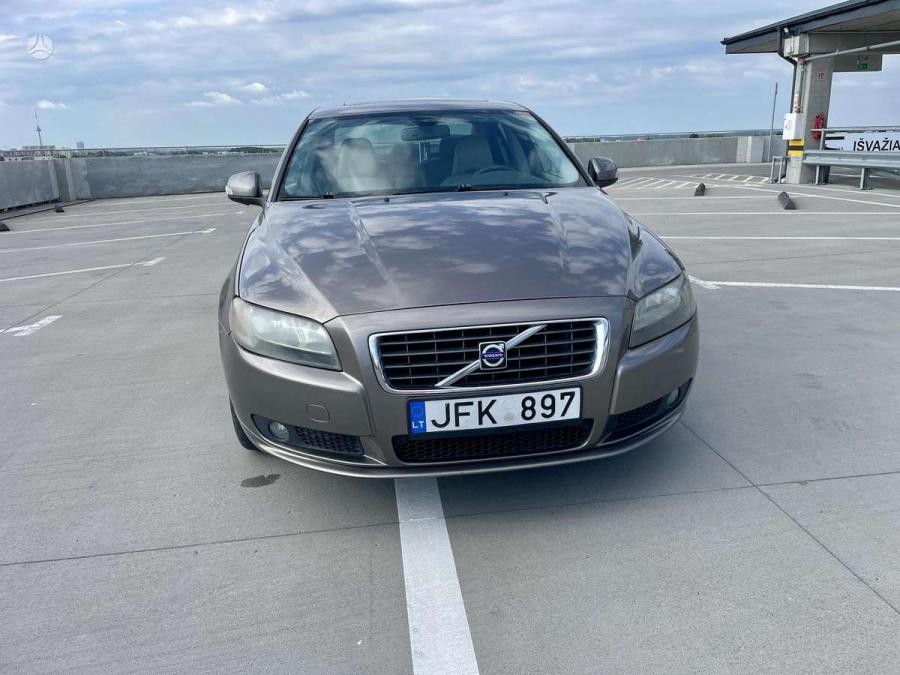 Brown Volvo S80 2006 in Vilnius, with an engine capacity of 2.40 L and mileage of 345 thousand km for 2000 €, photo 11 on AUTOMOTO.COM.LV