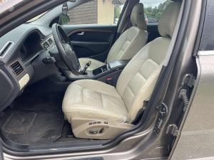 Brown Volvo S80 2006 in Vilnius, with an engine capacity of 2.40 L and mileage of 345 thousand km for 2000 €, photo 12 on AUTOMOTO.COM.LV