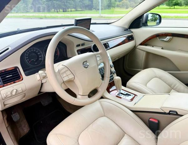 Brūns Volvo S80 2006 Rīga, ar dzinēja tilpumu 2.40 L un nobraukumu 345 tūkst. km par 4000 €, foto 6 vietnē AUTOMOTO.COM.LV