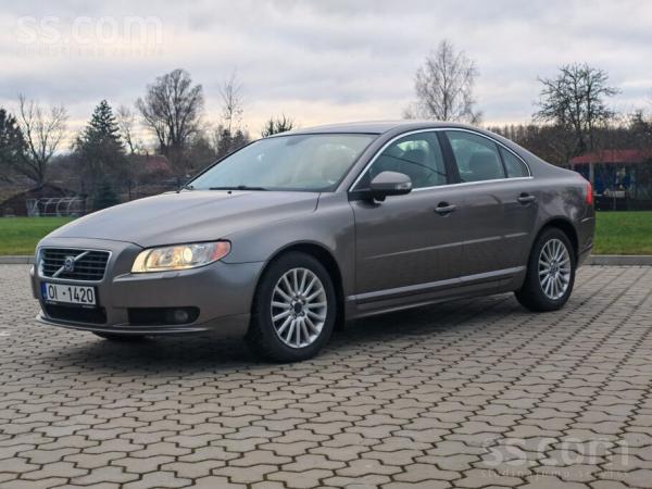 Brūns Volvo S80 2007 Rīga, ar dzinēja tilpumu 2.40 L un nobraukumu 370 tūkst. km par 3980 €, foto 1 vietnē AUTOMOTO.COM.LV