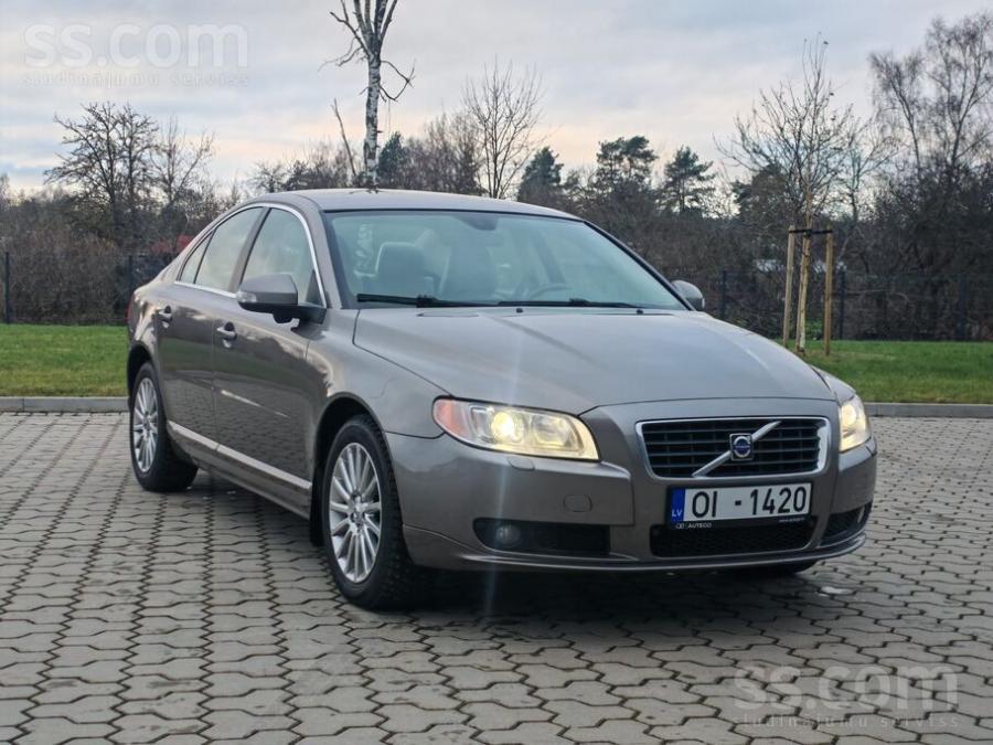 Brown Volvo S80 2007 in Riga, with an engine capacity of 2.40 L and mileage of 370 thousand km for 3980 €, photo 4 on AUTOMOTO.COM.LV